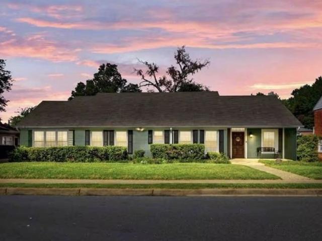 2017 Hilltop Dr, Tyler, TX 75701