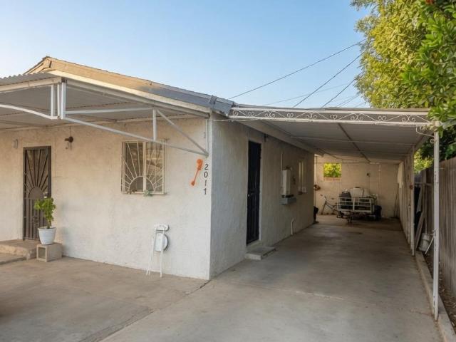 2017 Sunshine Avenue