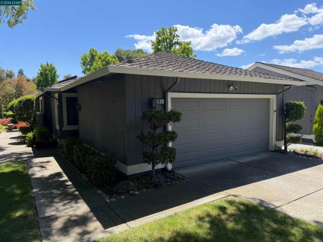 2017 W Rancho Verde Cir