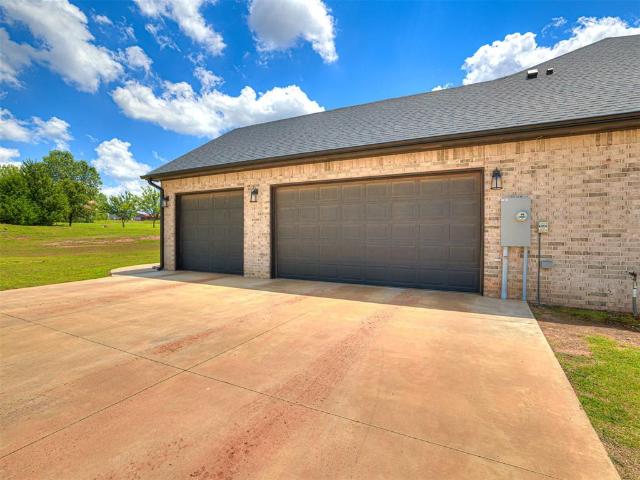 20181 Wolf Creek Drive