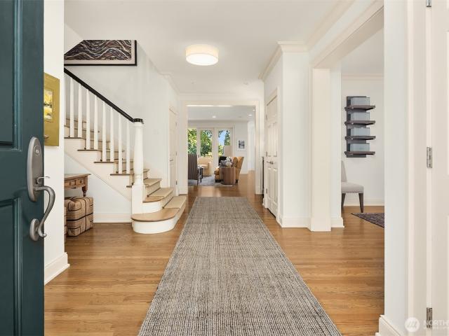 2018 Broadmoor Drive E