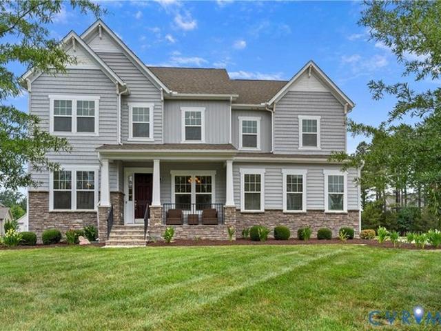 2018 James Overlook Dr, Chester, VA 23836