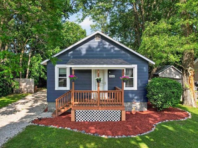 2018 Jefferson Ave, Midland, MI 48640
