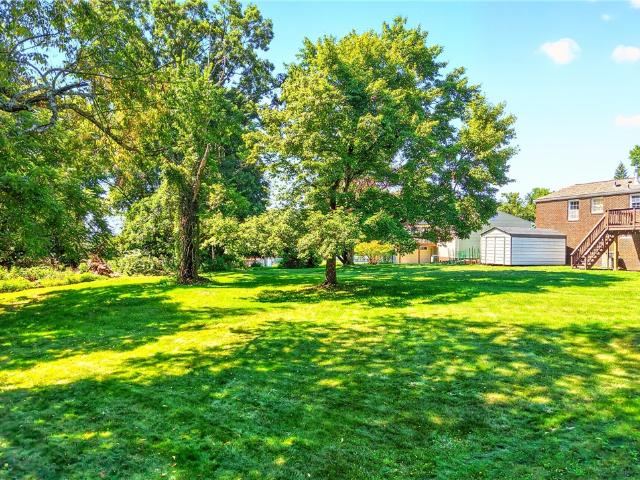 2018 Pembrook Dr