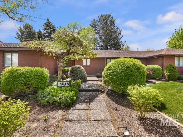 2018 Rancho Vista Dr