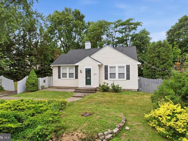 2018 Roy Avenue