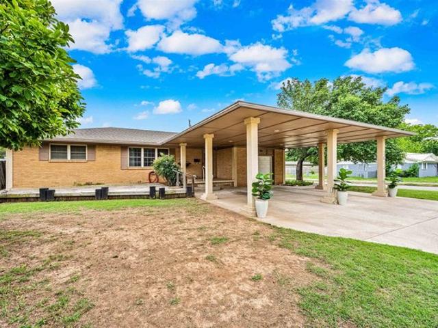 2018 W Cedar Ave, Duncan, OK 73533