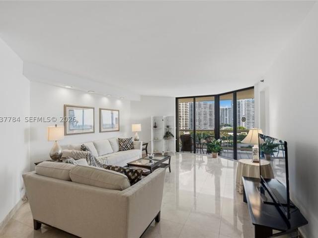 20191 E Country Club Dr Apt 803, Aventura, FL 33180