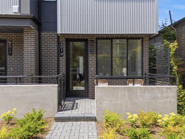 2019 Minor Avenue E