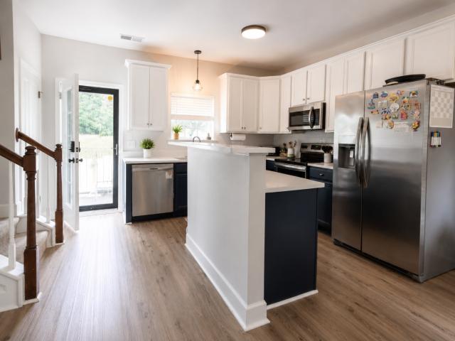 2019 Avery Park Dr