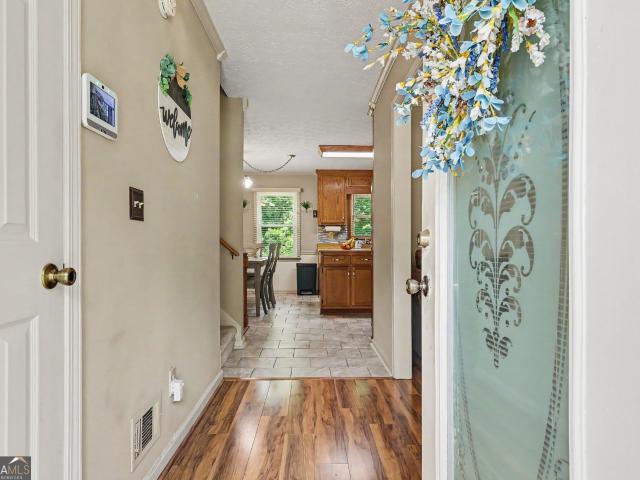 2019 Amherst Lane SE