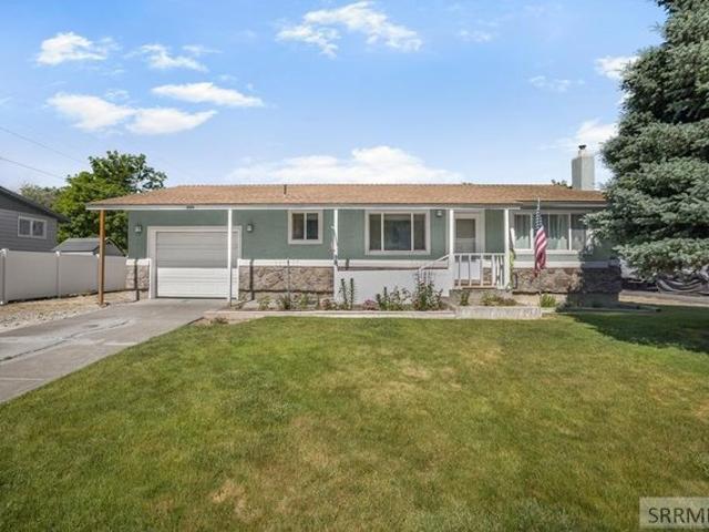 2019 Borreson St, Blackfoot, ID 83221