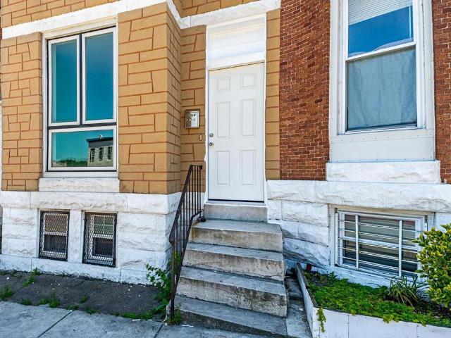 2019 E North Avenue