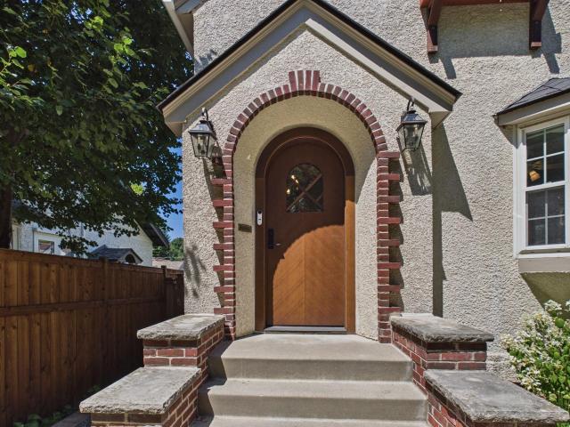 2019 Palace Avenue