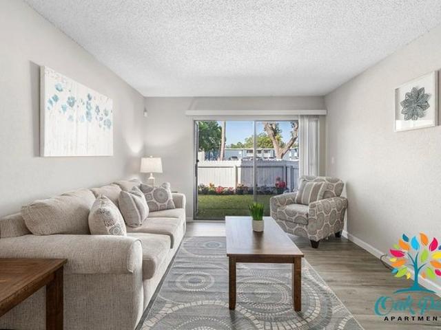 2019 5th St W, Bradenton, FL 34205