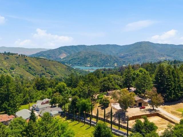 20100 Black Rd, Los Gatos, CA 95033