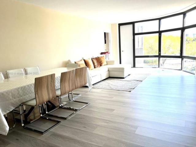20100 Country Club Dr W #302, Aventura, FL 33180
