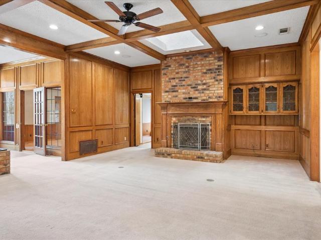 2010 Oak Trail Drive