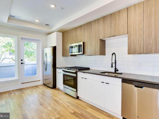 2010 Amber Street # 2