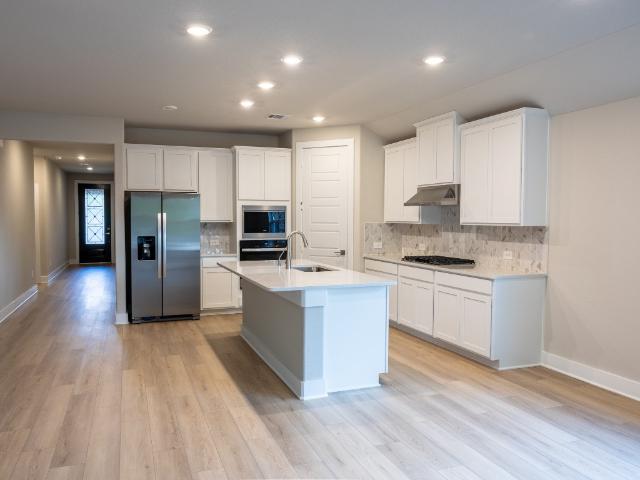 2010 Bluff Oak St, Conroe, TX 77304 | MLS #71154 | Compass