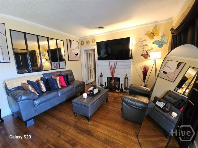 2010 Bolling St, Savannah, GA 31404 | MLS #SA353408