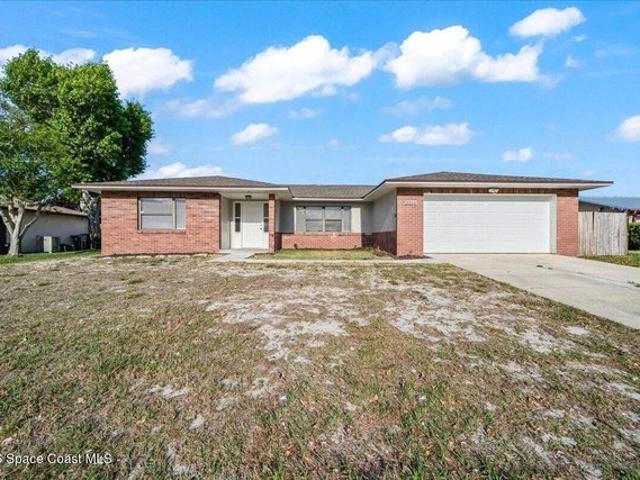 2010 Doyle Dr, Titusville, FL 32796