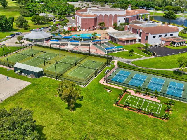 2010 Farnham N, Deerfield Beach, FL 33442 | MLS #B26010