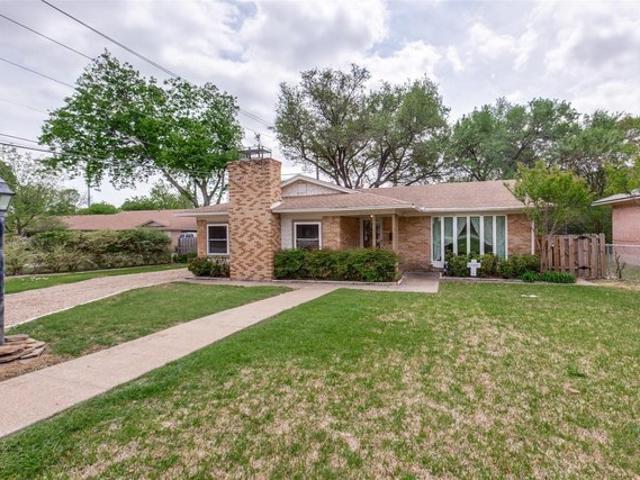2010 Frances Dr, Garland, TX 75042