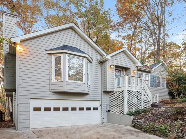 2010 Golden Ridge Circle