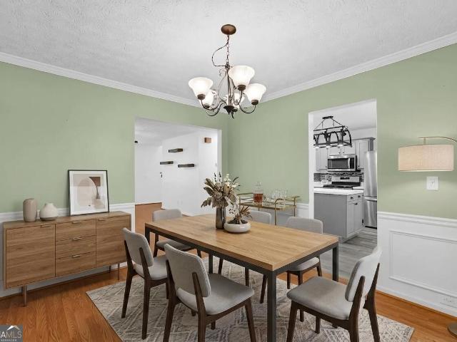 2010 Hidden Valley Drive SW