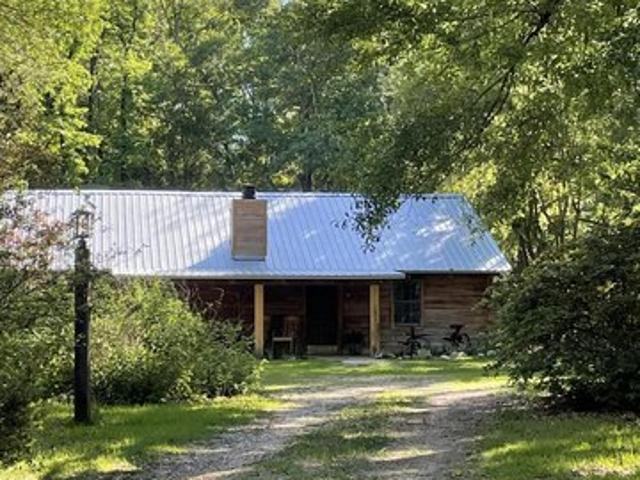 2010 Jackson Louisiana Rd, Woodville, MS 39669