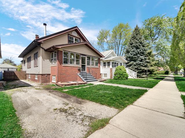 2010 Lincoln Avenue