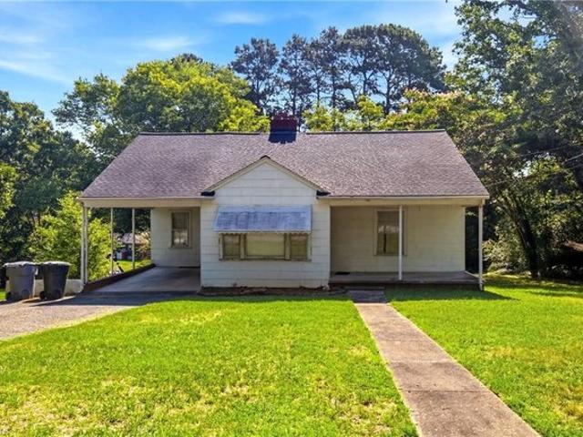 2010 Lineberry St, Asheboro, NC 27203