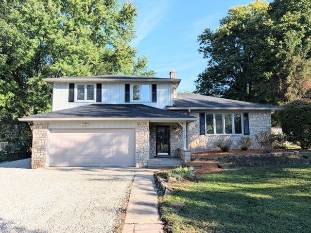 2010 Plantation Ln, Martinsville, IN 46151