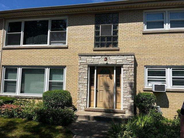 2010 S Crescent Ave Unit 2C, Park Ridge, IL 60068