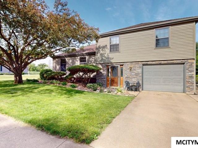 2010 S Monroe Ave, Mason City, IA 50401
