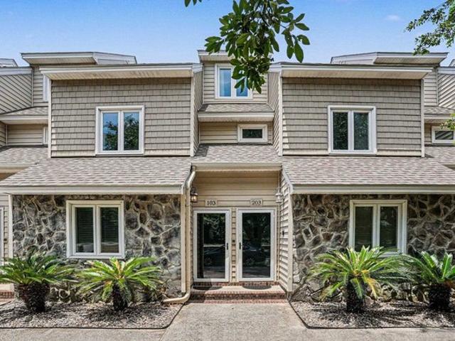 2010 Sand Dunes Dr Apt 103, Myrtle Beach, SC 29577