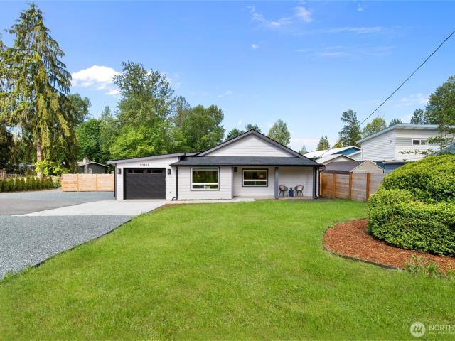 2010 th Ave NE, Kenmore, WA 98028 | MLS #2476