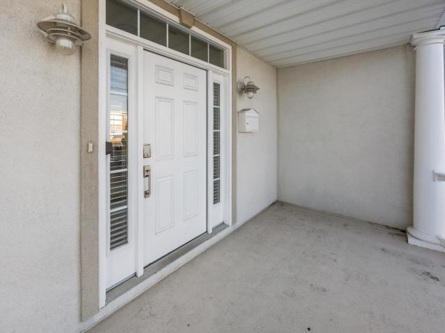 2010 W Riverside Dr