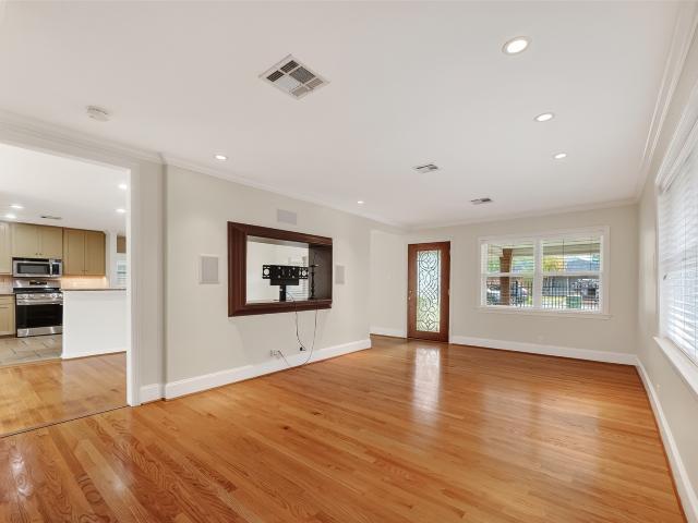 2010 Wakefield Drive