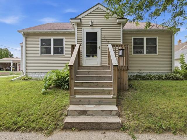 2010 16th St S, La Crosse, WI 54601