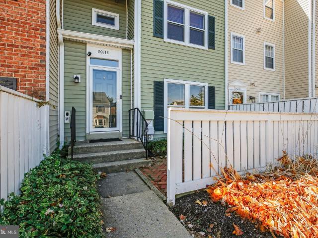 20113 Locustdale Dr, Unit 304, Germantown, MD 20876 | MLS #MDMC2229 | Compass