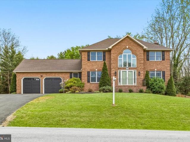 20115 Teakwood Dr, Hagerstown, MD 21742