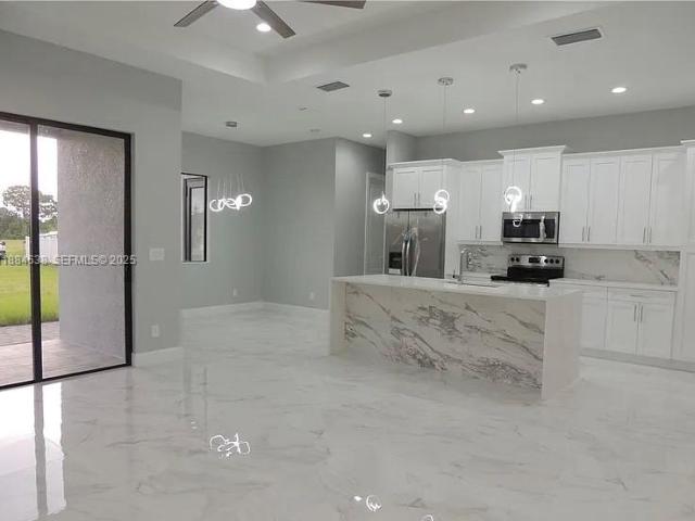 2011 NW 10th Pl, Cape Coral, FL 33993 | MLS #A11884