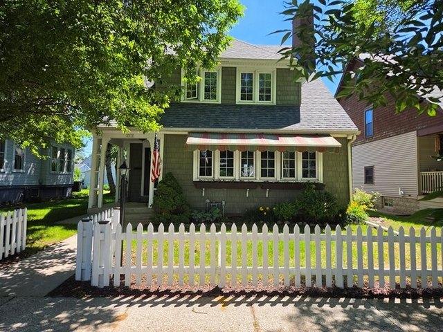 2011 N 9th St, Sheboygan, WI 53081