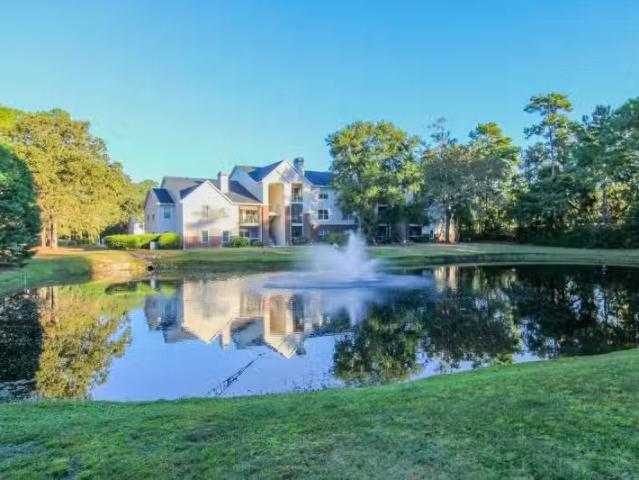 2011 N Hwy 17, 1600h, Mount Pleasant, SC 29464