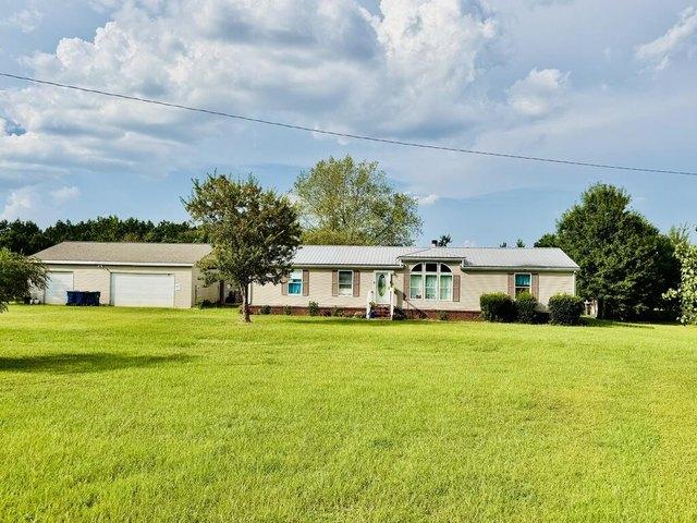 2011 and 2007 Pansey Rd, Ashford, AL 36312