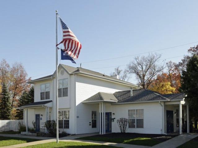 2011 E Centre Ave, 3 beds, 2 full baths