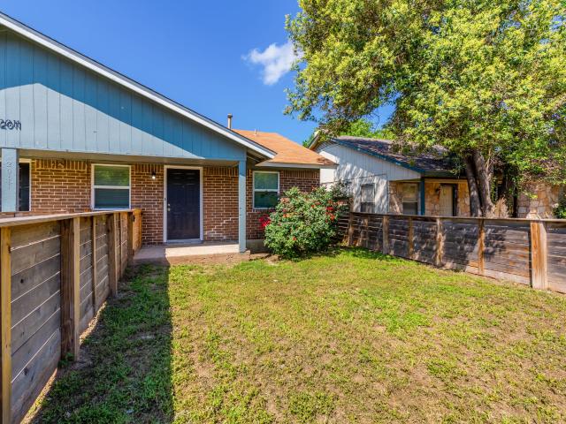 2011 E Stassney Ln, Unit A, Austin, TX 78744 | MLS #5510 | Compass