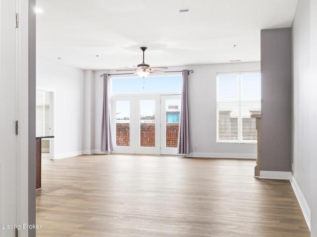 2011 Frankfort Ave 401